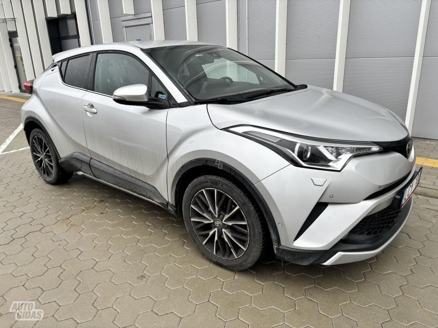 Toyota C-HR 2017 in Vilnius, with an engine capacity of 1.20 L and mileage of 73 thousand km for 16900 €, photo 1 on AUTOMOTO.COM.LV