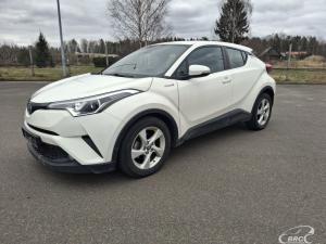Toyota C-HR 2017 in Vilnius, with an engine capacity of 1.80 L and mileage of 141 thousand km for 16000 €, photo 4 on AUTOMOTO.COM.LV