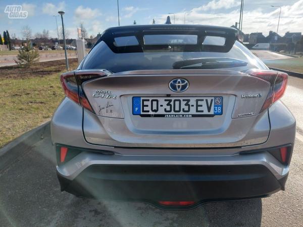 Тойота C-HR 2017 в Таураге, объемом двигателя 1.80 л и пробегом 162 тыс. км за 14900 €, фото 5 на AUTOMOTO.COM.LV
