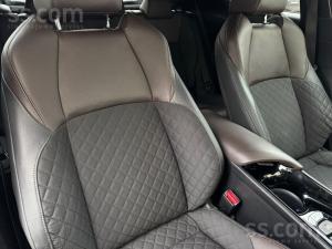 Toyota C-HR 2017 in Jelgava, with an engine capacity of 1.80 L and mileage of 168 thousand km for 16200 €, photo 13 on AUTOMOTO.COM.LV