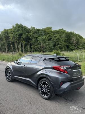 Тойота C-HR 2017 в Каунас, объемом двигателя 1.80 л и пробегом 213 тыс. км за 16000 €, фото 3 на AUTOMOTO.COM.LV