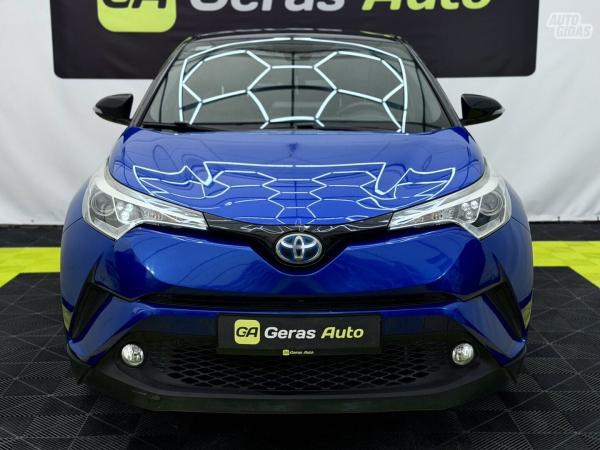 Тойота C-HR 2017 в Авиженяй, объемом двигателя 1.80 л и пробегом 214 тыс. км за 14700 €, фото 2 на AUTOMOTO.COM.LV