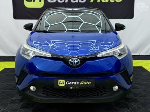 Тойота C-HR 2017 в Авиженяй, объемом двигателя 1.80 л и пробегом 214 тыс. км за 14700 €, фото 3 на AUTOMOTO.COM.LV
