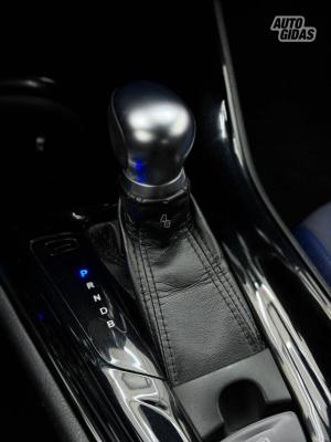 Тойота C-HR 2017 в Авиженяй, объемом двигателя 1.80 л и пробегом 214 тыс. км за 14700 €, фото 24 на AUTOMOTO.COM.LV