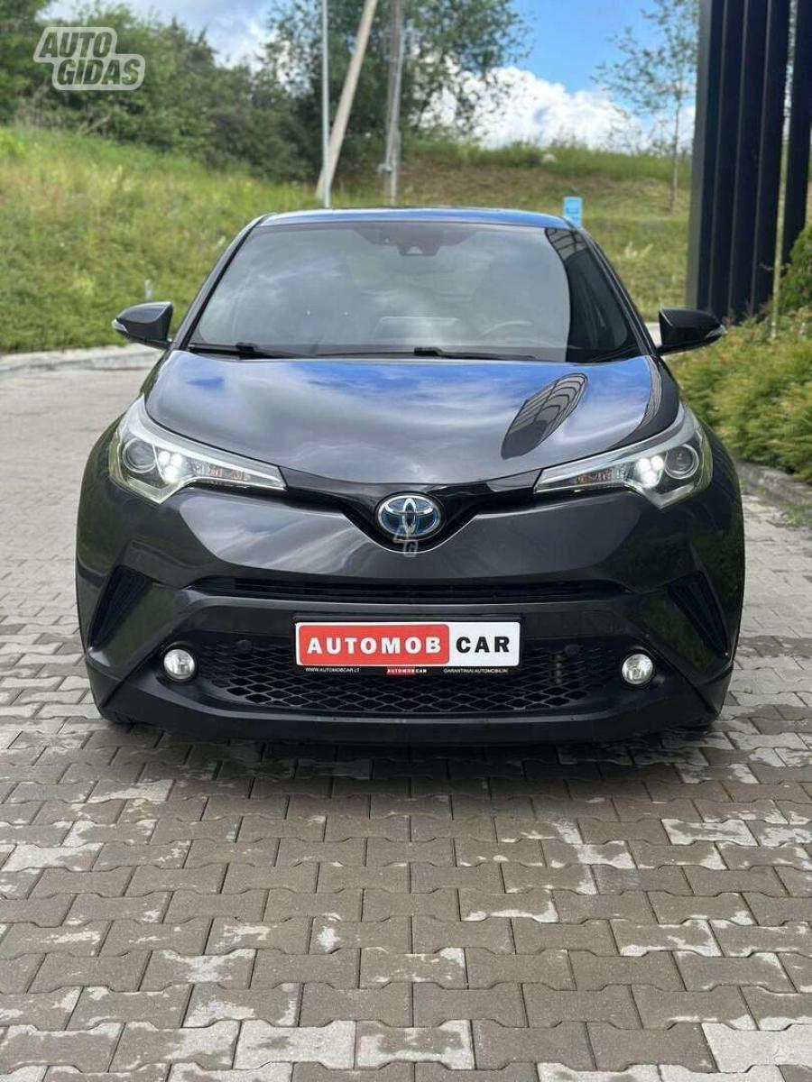 Тойота C-HR 2017 в Вильнюс, объемом двигателя 1.80 л и пробегом 169 тыс. км за 15590 €, фото 4 на AUTOMOTO.COM.LV