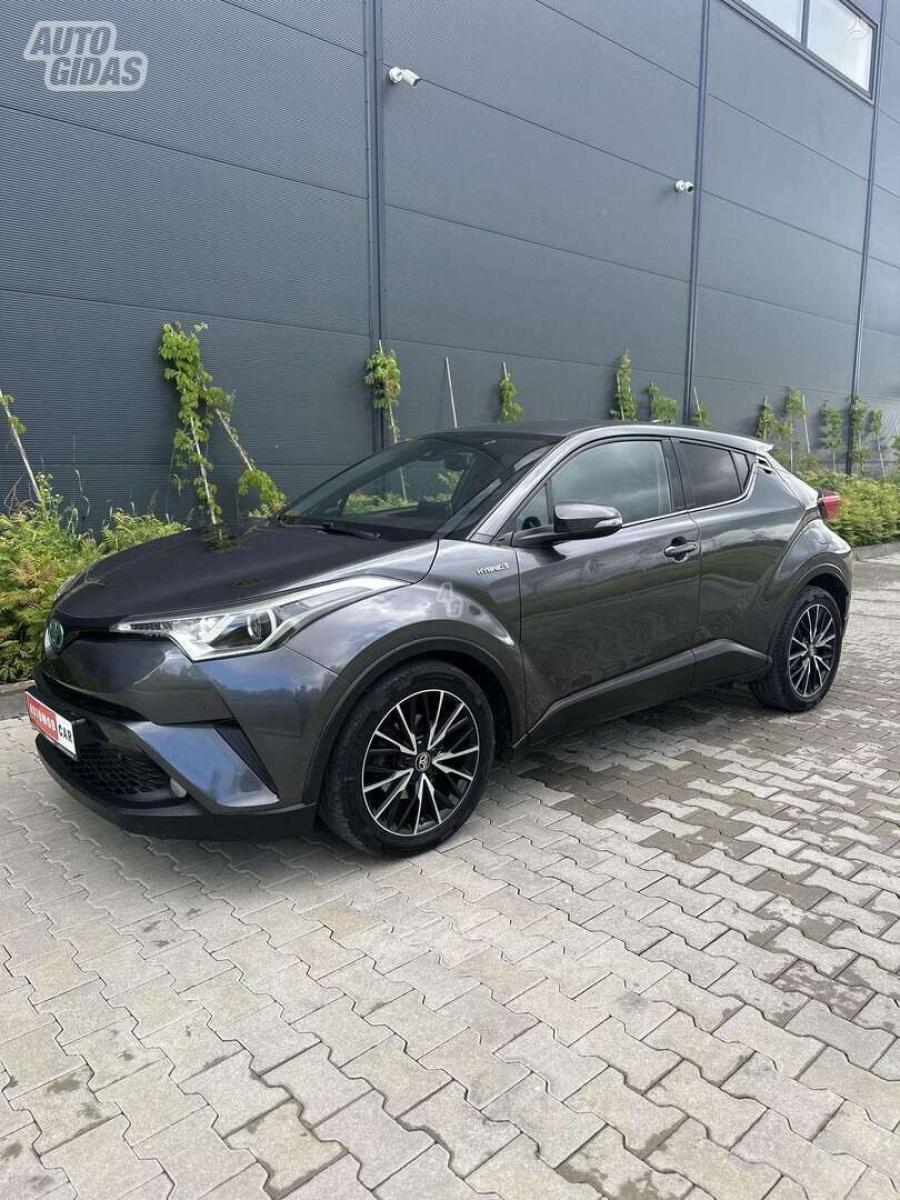 Тойота C-HR 2017 в Вильнюс, объемом двигателя 1.80 л и пробегом 169 тыс. км за 15590 €, фото 5 на AUTOMOTO.COM.LV