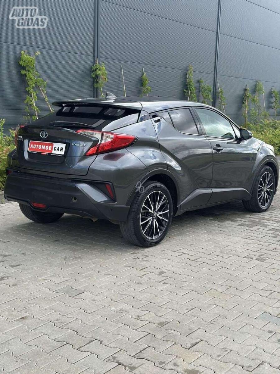 Тойота C-HR 2017 в Вильнюс, объемом двигателя 1.80 л и пробегом 169 тыс. км за 15590 €, фото 8 на AUTOMOTO.COM.LV