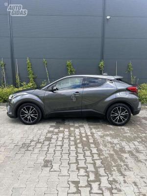Тойота C-HR 2017 в Вильнюс, объемом двигателя 1.80 л и пробегом 169 тыс. км за 15590 €, фото 13 на AUTOMOTO.COM.LV