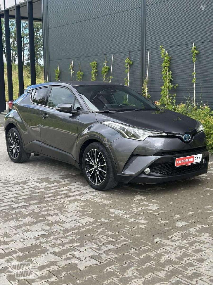 Тойота C-HR 2017 в Вильнюс, объемом двигателя 1.80 л и пробегом 169 тыс. км за 15590 €, фото 3 на AUTOMOTO.COM.LV