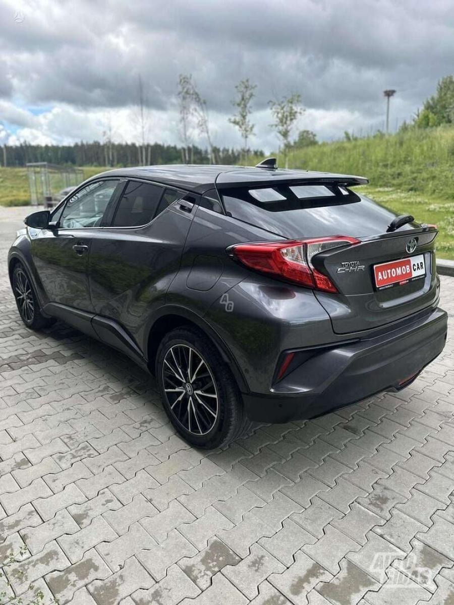Тойота C-HR 2017 в Вильнюс, объемом двигателя 1.80 л и пробегом 169 тыс. км за 15590 €, фото 11 на AUTOMOTO.COM.LV