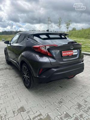Тойота C-HR 2017 в Вильнюс, объемом двигателя 1.80 л и пробегом 169 тыс. км за 15590 €, фото 12 на AUTOMOTO.COM.LV