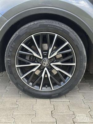 Тойота C-HR 2017 в Вильнюс, объемом двигателя 1.80 л и пробегом 169 тыс. км за 15590 €, фото 14 на AUTOMOTO.COM.LV