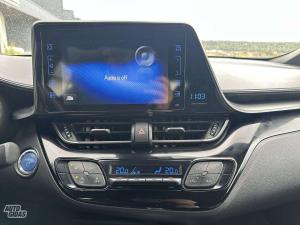 Toyota C-HR 2017 Viļņa, ar dzinēja tilpumu 1.80 L un nobraukumu 43 tūkst. km par 17350 €, foto 16 vietnē AUTOMOTO.COM.LV