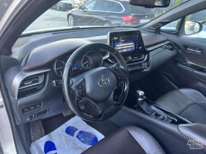 Toyota C-HR 2017 Viļņa, ar dzinēja tilpumu 1.80 L un nobraukumu 158 tūkst. km par 15950 €, foto 23 vietnē AUTOMOTO.COM.LV