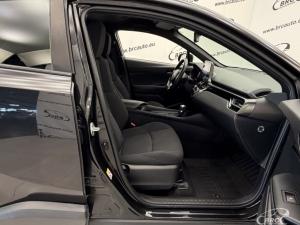 Toyota C-HR 2017 Viļņa, ar dzinēja tilpumu 1.80 L un nobraukumu 149 tūkst. km par 17500 €, foto 5 vietnē AUTOMOTO.COM.LV