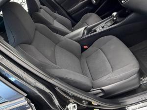 Toyota C-HR 2017 Viļņa, ar dzinēja tilpumu 1.80 L un nobraukumu 149 tūkst. km par 17500 €, foto 6 vietnē AUTOMOTO.COM.LV