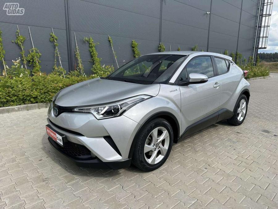 Toyota C-HR 2017 Viļņa, ar dzinēja tilpumu 1.80 L un nobraukumu 181 tūkst. km par 14950 €, foto 6 vietnē AUTOMOTO.COM.LV