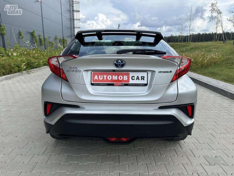 Toyota C-HR 2017 Viļņa, ar dzinēja tilpumu 1.80 L un nobraukumu 181 tūkst. km par 14950 €, foto 9 vietnē AUTOMOTO.COM.LV