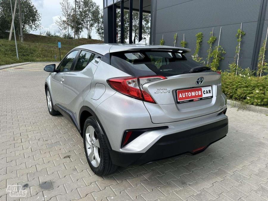 Toyota C-HR 2017 Viļņa, ar dzinēja tilpumu 1.80 L un nobraukumu 181 tūkst. km par 14950 €, foto 10 vietnē AUTOMOTO.COM.LV