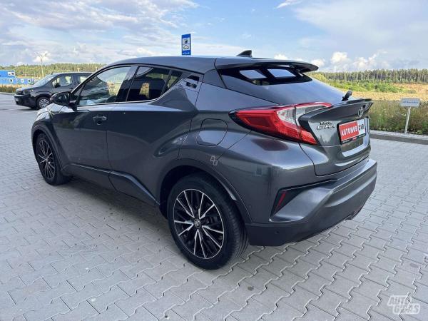 Тойота C-HR 2017 в Вильнюс, объемом двигателя 1.80 л и пробегом 169 тыс. км за 15950 €, фото 9 на AUTOMOTO.COM.LV