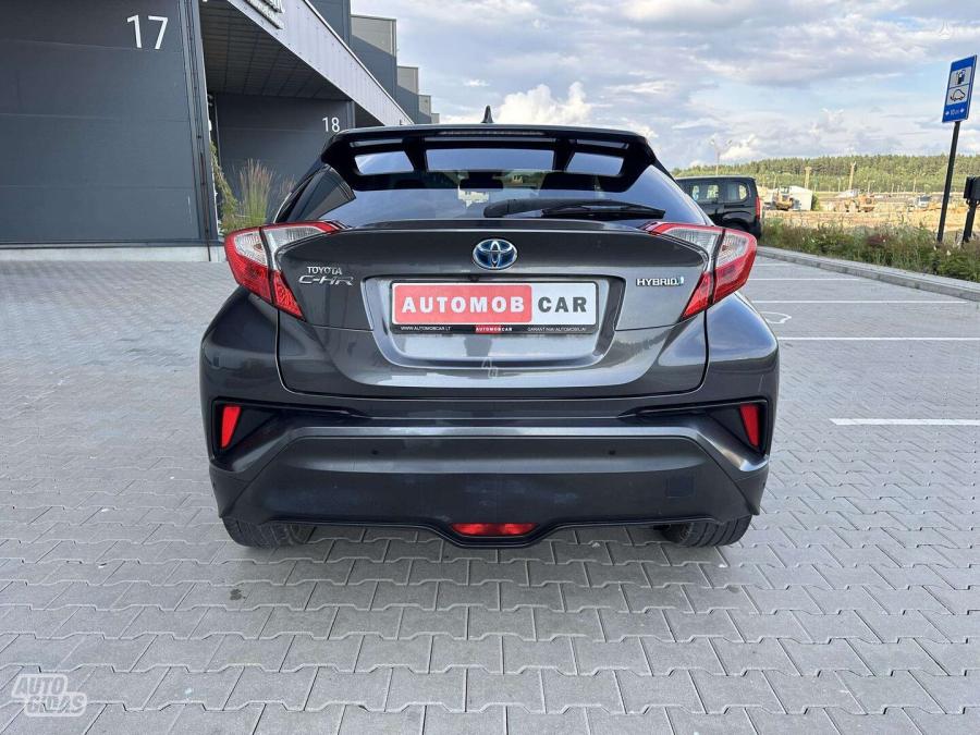 Toyota C-HR 2017 in Vilnius, with an engine capacity of 1.80 L and mileage of 169 thousand km for 15950 €, photo 12 on AUTOMOTO.COM.LV