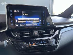 Toyota C-HR 2017 in Vilnius, with an engine capacity of 1.80 L and mileage of 169 thousand km for 15950 €, photo 30 on AUTOMOTO.COM.LV