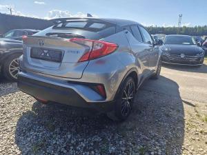Toyota C-HR 2017 in Vilnius, with an engine capacity of 0.00 L and mileage of 200 thousand km for 13900 €, photo 8 on AUTOMOTO.COM.LV