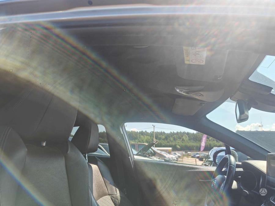 Toyota C-HR 2017 in Vilnius, with an engine capacity of 0.00 L and mileage of 200 thousand km for 13900 €, photo 16 on AUTOMOTO.COM.LV