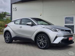 Тойота C-HR 2017 в Вильнюс, объемом двигателя 1.80 л и пробегом 181 тыс. км за 10000 €, фото  на AUTOMOTO.COM.LV