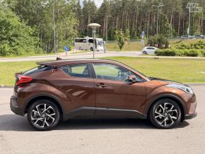 Тойота C-HR 2017 в Вильнюс, объемом двигателя 1.80 л и пробегом 117 тыс. км за 17350 €, фото 4 на AUTOMOTO.COM.LV