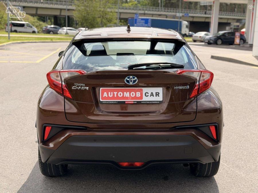 Тойота C-HR 2017 в Вильнюс, объемом двигателя 1.80 л и пробегом 117 тыс. км за 17350 €, фото 6 на AUTOMOTO.COM.LV