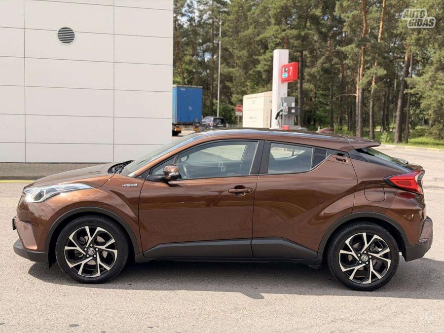 Тойота C-HR 2017 в Вильнюс, объемом двигателя 1.80 л и пробегом 117 тыс. км за 17350 €, фото 8 на AUTOMOTO.COM.LV