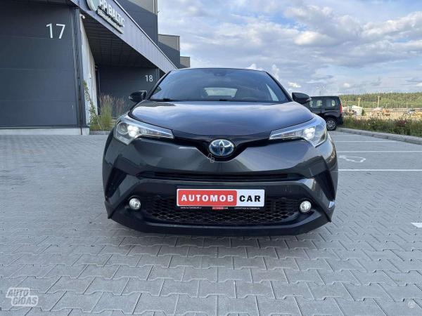 Тойота C-HR 2017 в Вильнюс, объемом двигателя 1.80 л и пробегом 169 тыс. км за 15950 €, фото 4 на AUTOMOTO.COM.LV
