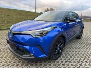Toyota C-HR 2017 in Kaunas, with an engine capacity of 1.80 L and mileage of 242 thousand km for 14950 €, photo 6 on AUTOMOTO.COM.LV