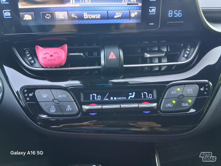Toyota C-HR 2017 Palanga, ar dzinēja tilpumu 1.80 L un nobraukumu 167 tūkst. km par 16900 €, foto 11 vietnē AUTOMOTO.COM.LV