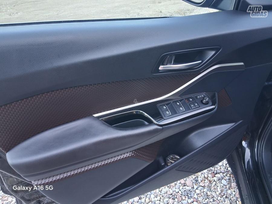 Toyota C-HR 2017 Palanga, ar dzinēja tilpumu 1.80 L un nobraukumu 167 tūkst. km par 16900 €, foto 23 vietnē AUTOMOTO.COM.LV
