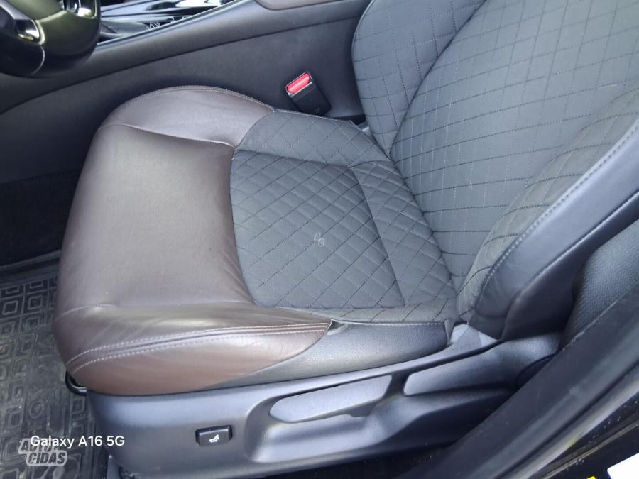 Toyota C-HR 2017 Palanga, ar dzinēja tilpumu 1.80 L un nobraukumu 167 tūkst. km par 16900 €, foto 24 vietnē AUTOMOTO.COM.LV