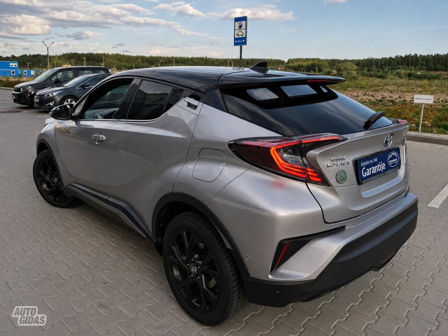 Тойота C-HR 2017 в Вильнюс, объемом двигателя 1.80 л и пробегом 164 тыс. км за 15950 €, фото 4 на AUTOMOTO.COM.LV