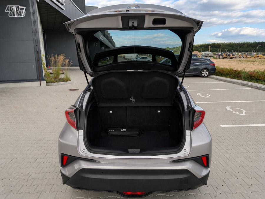 Тойота C-HR 2017 в Вильнюс, объемом двигателя 1.80 л и пробегом 164 тыс. км за 15950 €, фото 14 на AUTOMOTO.COM.LV