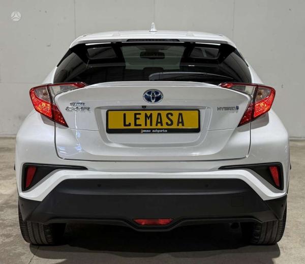 Toyota C-HR 2017 Klaipėda, ar dzinēja tilpumu 0.00 L un nobraukumu 218 tūkst. km par 14999 €, foto 4 vietnē AUTOMOTO.COM.LV