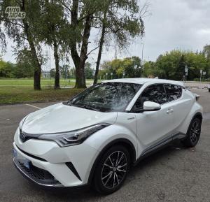 Тойота C-HR 2017 в Каунас, объемом двигателя 1.80 л и пробегом 161 тыс. км за 14990 €, фото  на AUTOMOTO.COM.LV
