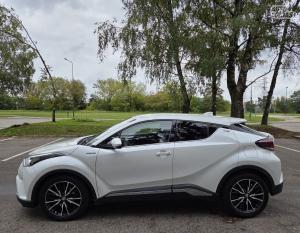 Toyota C-HR 2017 Kauņa, ar dzinēja tilpumu 1.80 L un nobraukumu 161 tūkst. km par 14990 €, foto 6 vietnē AUTOMOTO.COM.LV