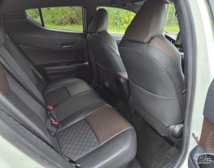 Toyota C-HR 2017 Kauņa, ar dzinēja tilpumu 1.80 L un nobraukumu 161 tūkst. km par 14990 €, foto 10 vietnē AUTOMOTO.COM.LV