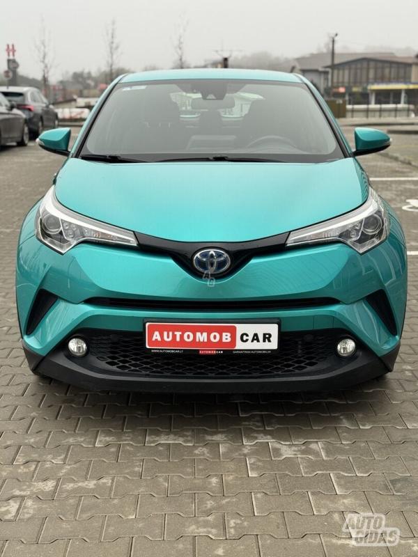 Тойота C-HR 2018 в Вильнюс, объемом двигателя 1.80 л и пробегом 170 тыс. км за 16350 €, фото 2 на AUTOMOTO.COM.LV