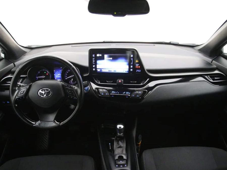 Toyota C-HR 2018 Viļņa, ar dzinēja tilpumu 1.80 L un nobraukumu 196 tūkst. km par 15199 €, foto 3 vietnē AUTOMOTO.COM.LV