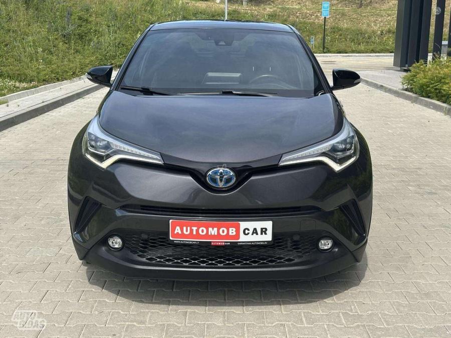 Тойота C-HR 2018 в Вильнюс, объемом двигателя 1.80 л и пробегом 110 тыс. км за 17250 €, фото 3 на AUTOMOTO.COM.LV