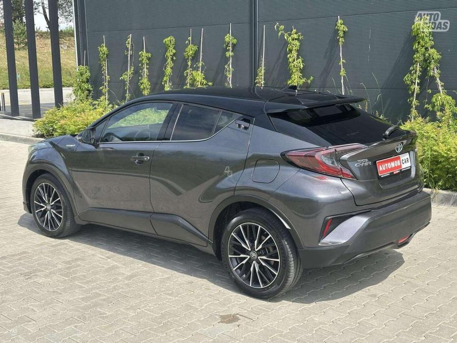 Тойота C-HR 2018 в Вильнюс, объемом двигателя 1.80 л и пробегом 110 тыс. км за 17250 €, фото 15 на AUTOMOTO.COM.LV