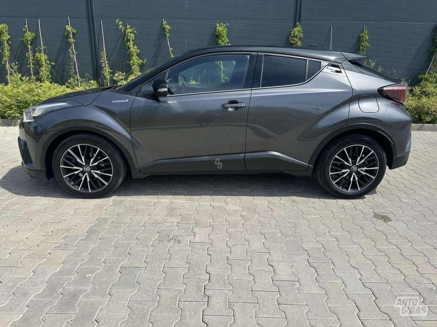 Тойота C-HR 2018 в Вильнюс, объемом двигателя 1.80 л и пробегом 110 тыс. км за 17250 €, фото 17 на AUTOMOTO.COM.LV