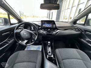 Тойота C-HR 2018 в Вильнюс, объемом двигателя 1.80 л и пробегом 110 тыс. км за 17250 €, фото 29 на AUTOMOTO.COM.LV