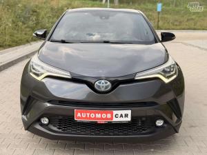 Toyota C-HR 2018 Viļņa, ar dzinēja tilpumu 1.80 L un nobraukumu 144 tūkst. km par 16350 €, foto 3 vietnē AUTOMOTO.COM.LV